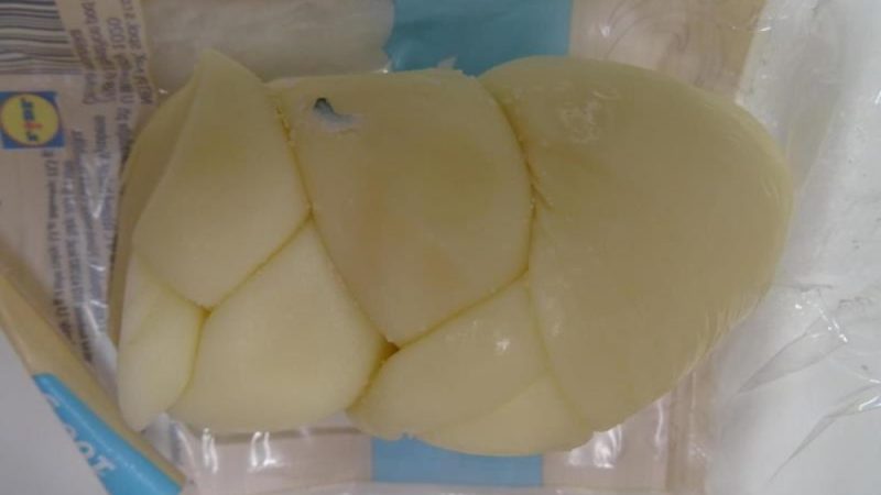 Samá plíseň: Lidl musel stáhnout sýr ze svých pultů